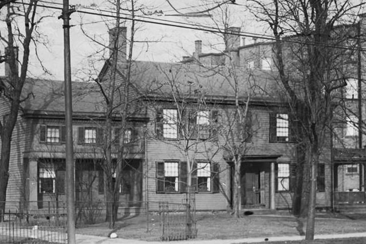 Dunham Tavern: A piece of the 1820s in MidTown