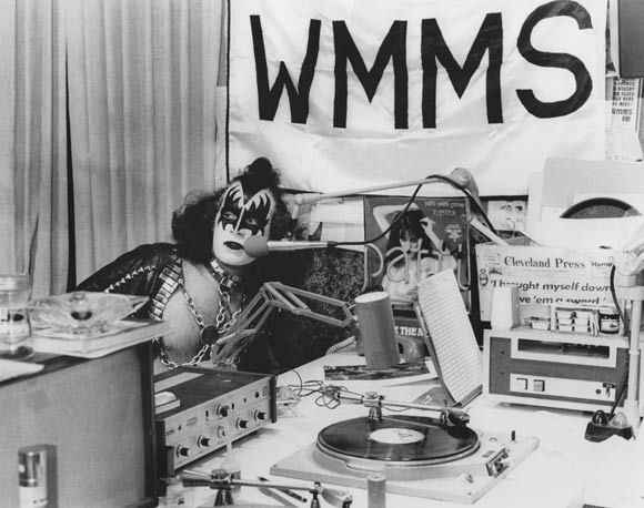 ramble on: local filmmaker plans documentary on glory days of wmms